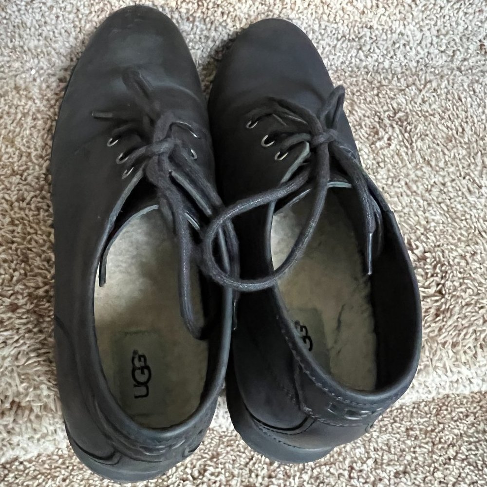 Ugg Treadlite Men's Black Leather Ankle Boots. - Gem